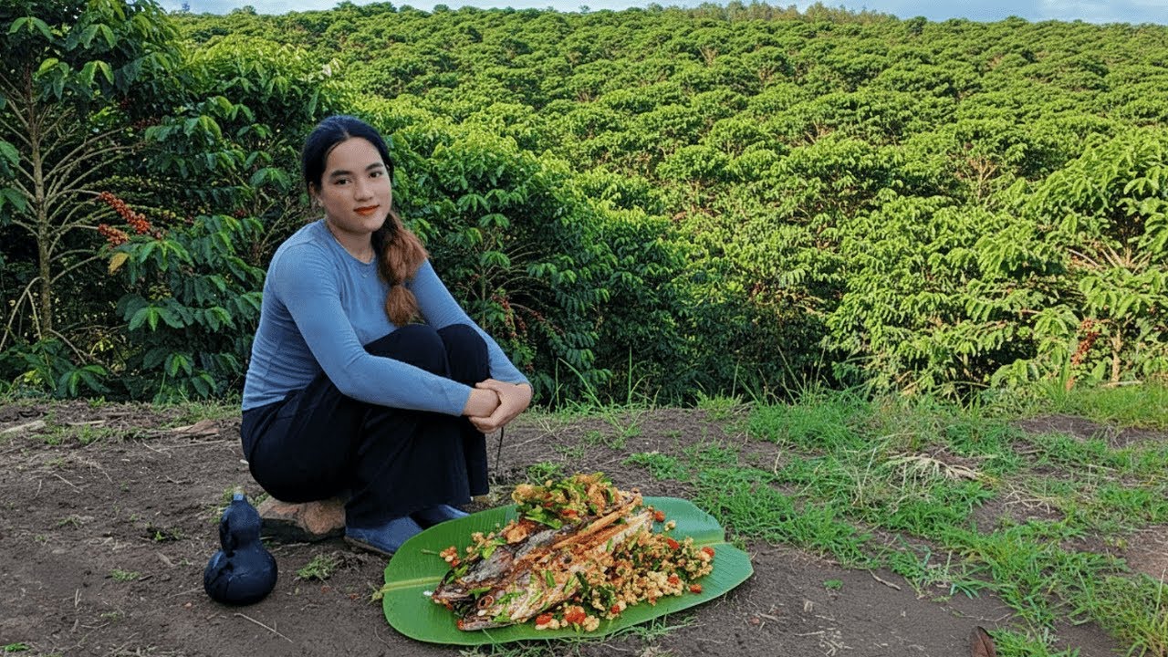 Young Farmer Girl Prunes Coffee Trees ALL DAY... Then Eats the BEST ...