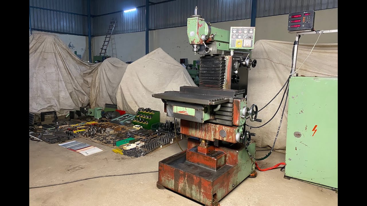 Tool Room Milling Machine - TOS FN 32 - with lots of Accessories - YouTube