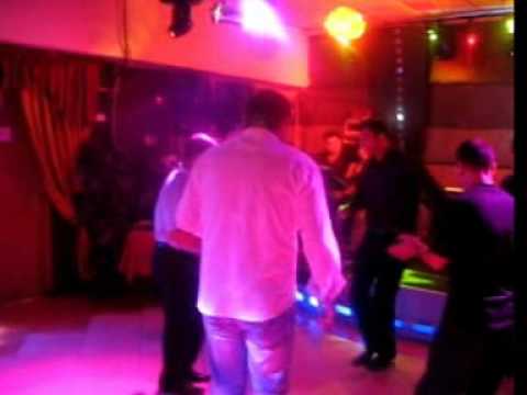 Izik,Seymur,Rafuk,Alik,Pavlik v restarani u Alika -3  26.06.2009