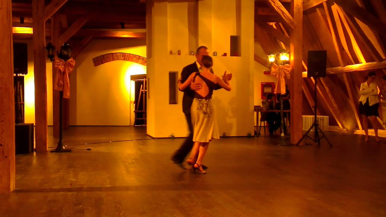 Anivertango Florian & Florina Tango Embrace 1 - YouTube