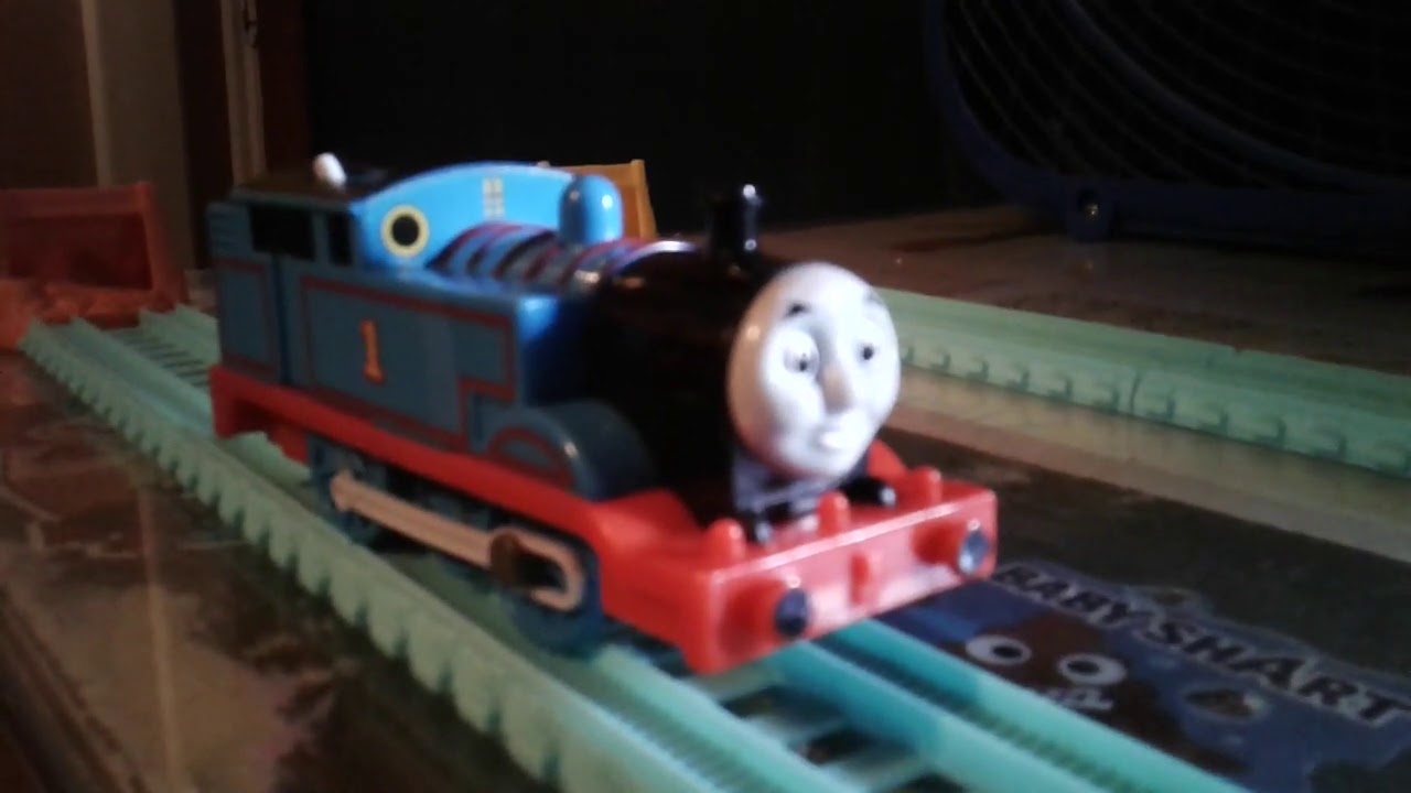 the old TrackMaster Thomas - YouTube