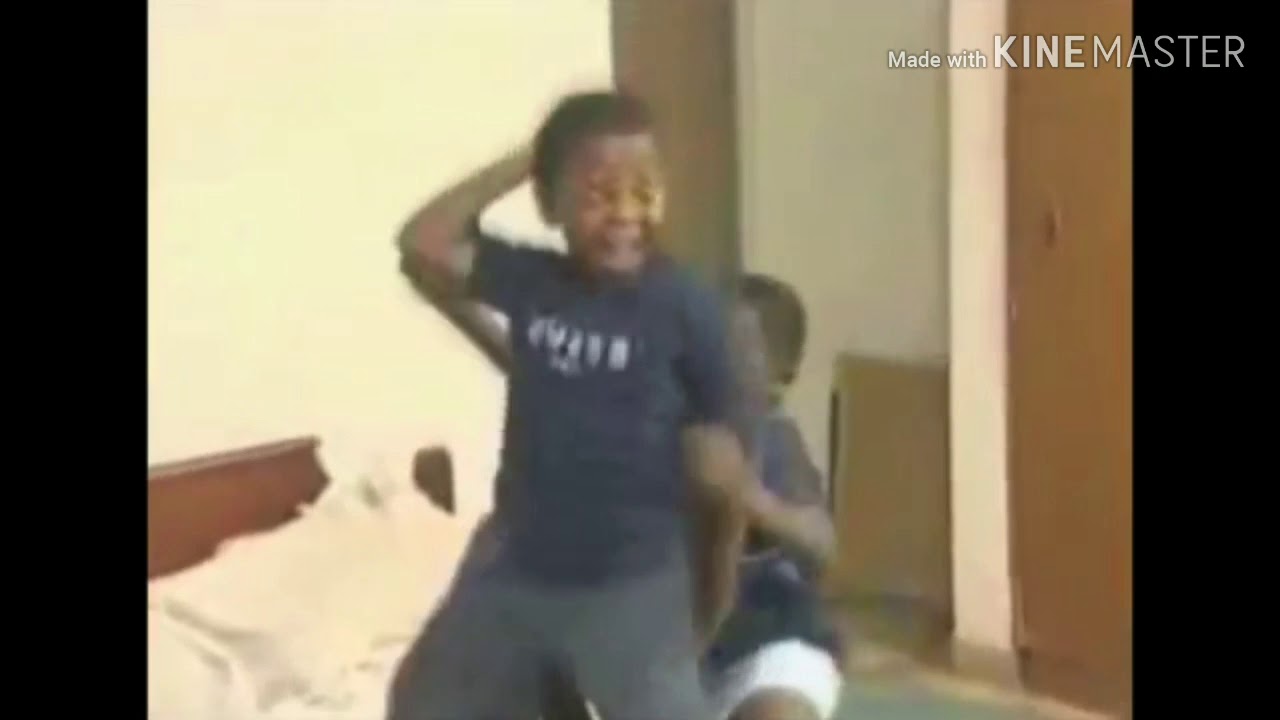 Shaky Shaky funny dance - YouTube