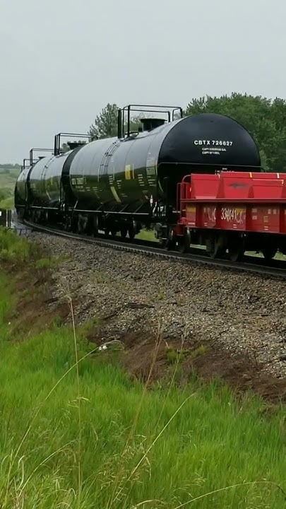 CP 3010 Leads the Camrose Local - YouTube
