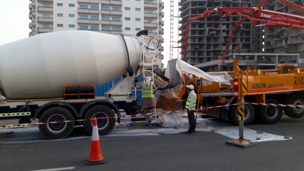 German Ready Mix Raft in Dubai Silicon Oasis - YouTube