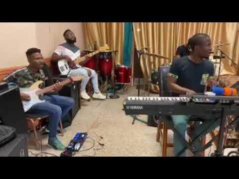 Pase avem pi wo. Yon ti louranj san pran souf. - YouTube