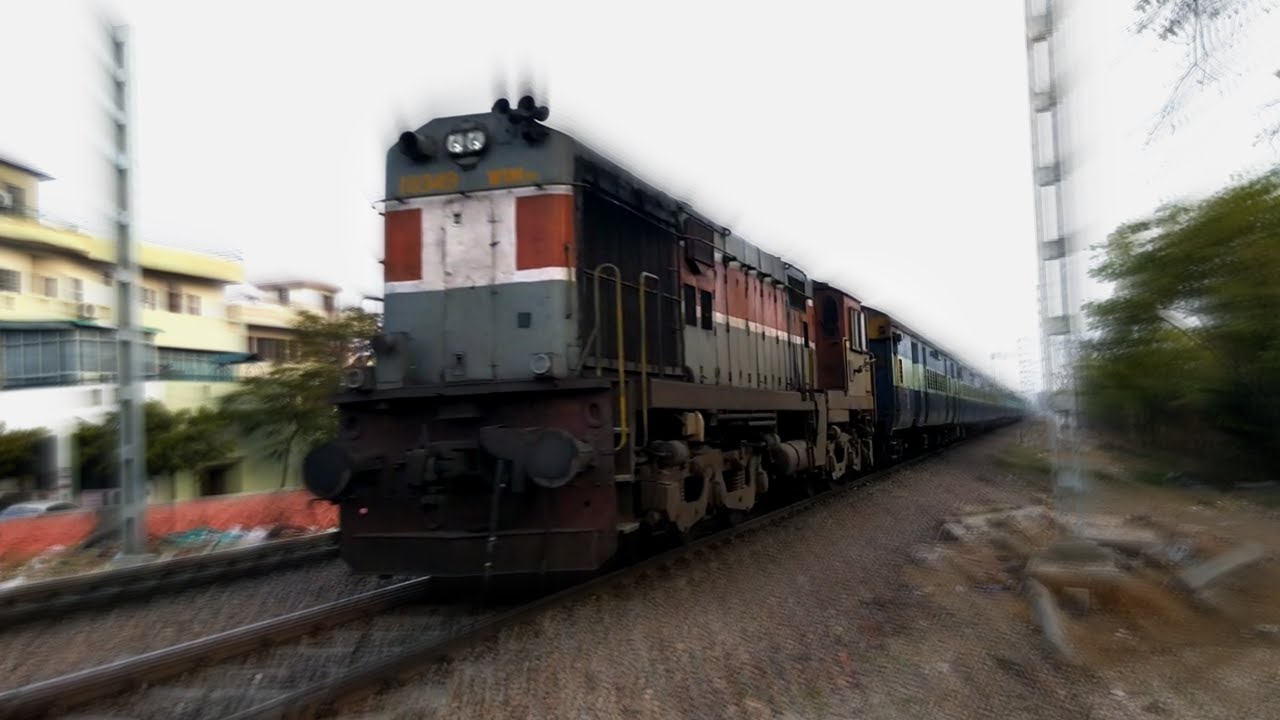 Morning Diesel Train and Amazing Track Sounds | LDH WDM3A with Jaipur ...