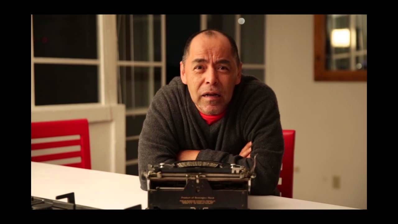 Guillermo Ríos, guionista de No se aceptan devoluciones con QH1P - YouTube