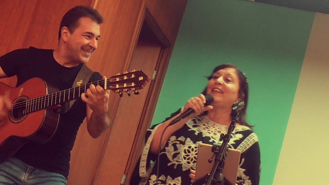 Uxía e Sergio Tanus "O Aire" - YouTube