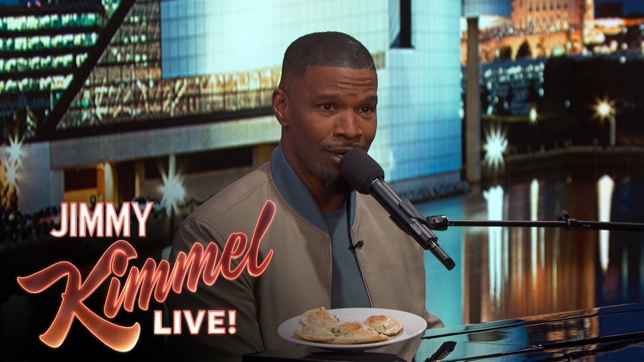 Jamie Foxx Cheers Up Cleveland with a Song - YouTube