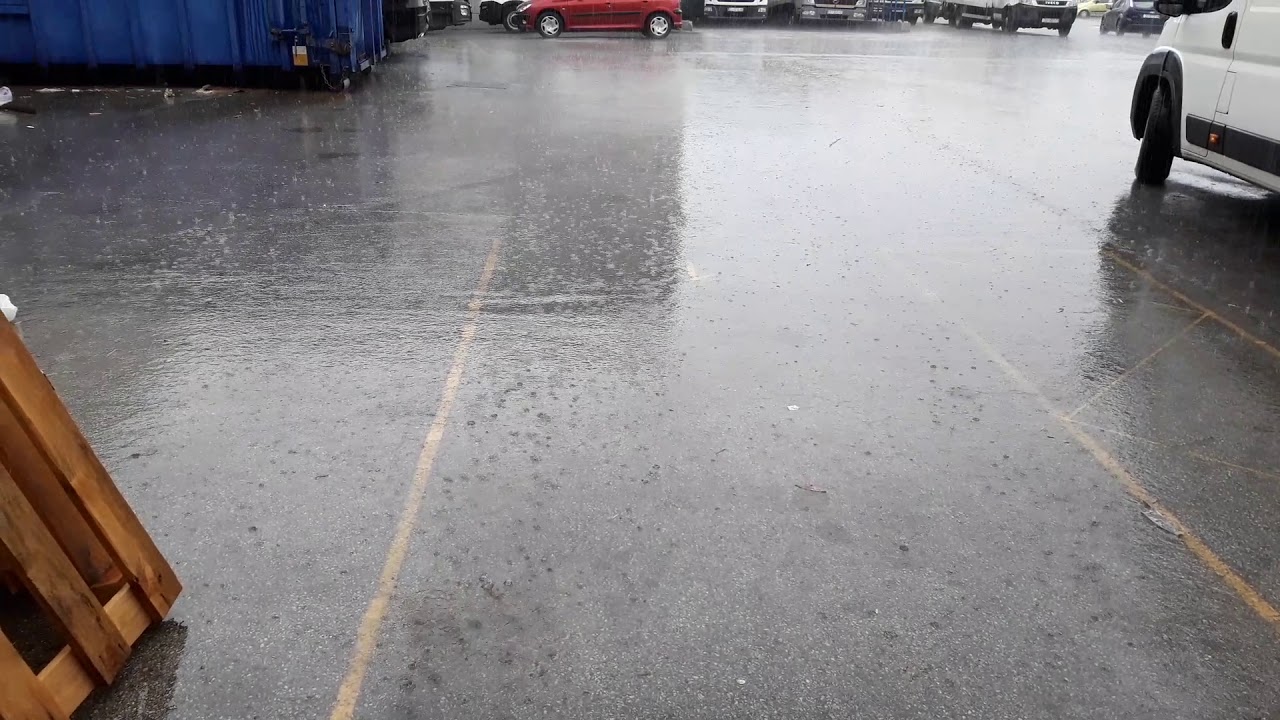 Pljusak u Zagrebu - YouTube