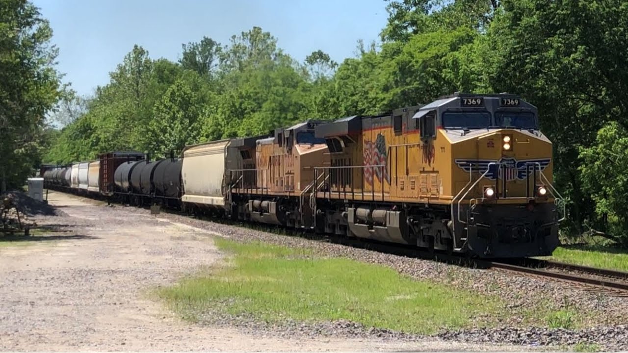 UP ILDYC Northbound in Texico, IL - June 7, 2020 - YouTube