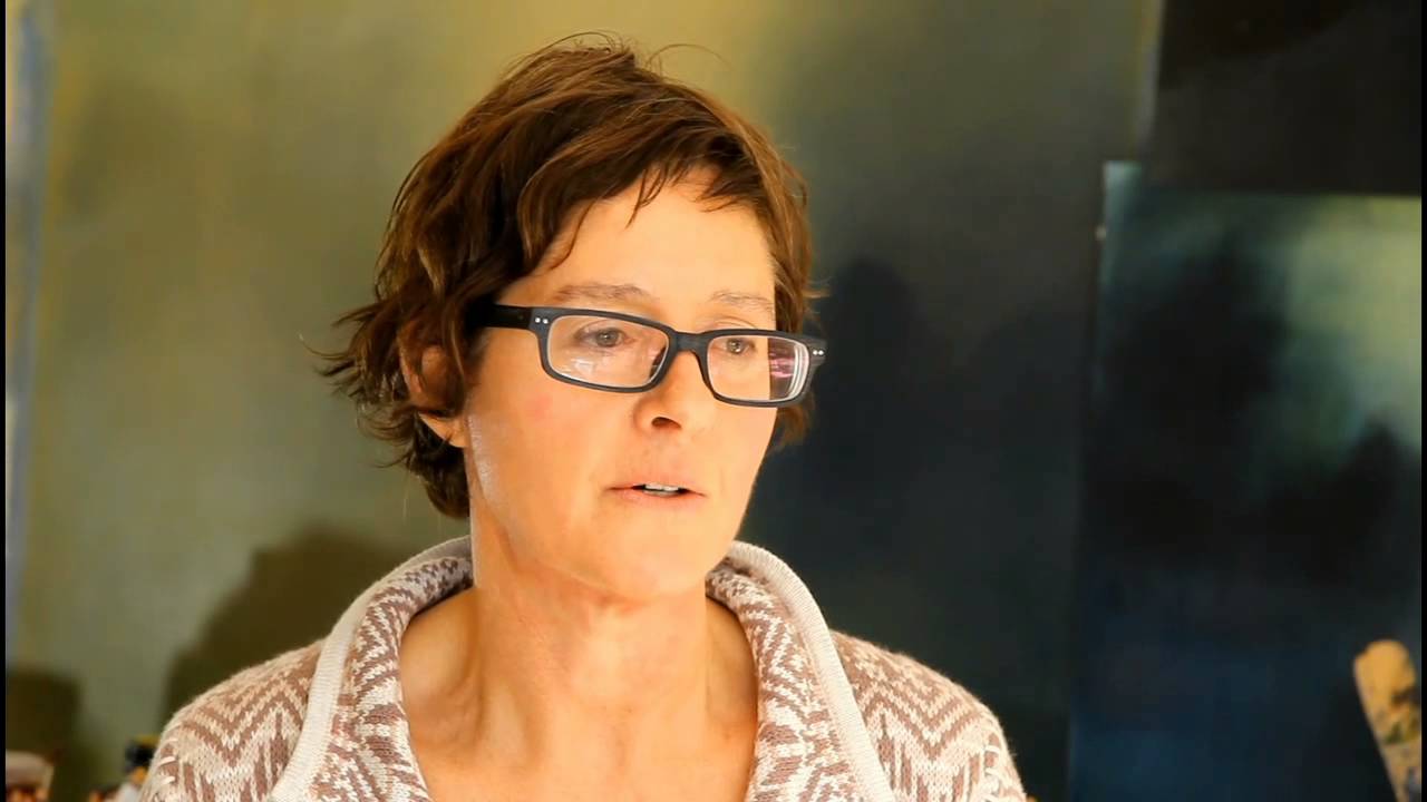 Eleanor Millard | Interview with the artist - YouTube