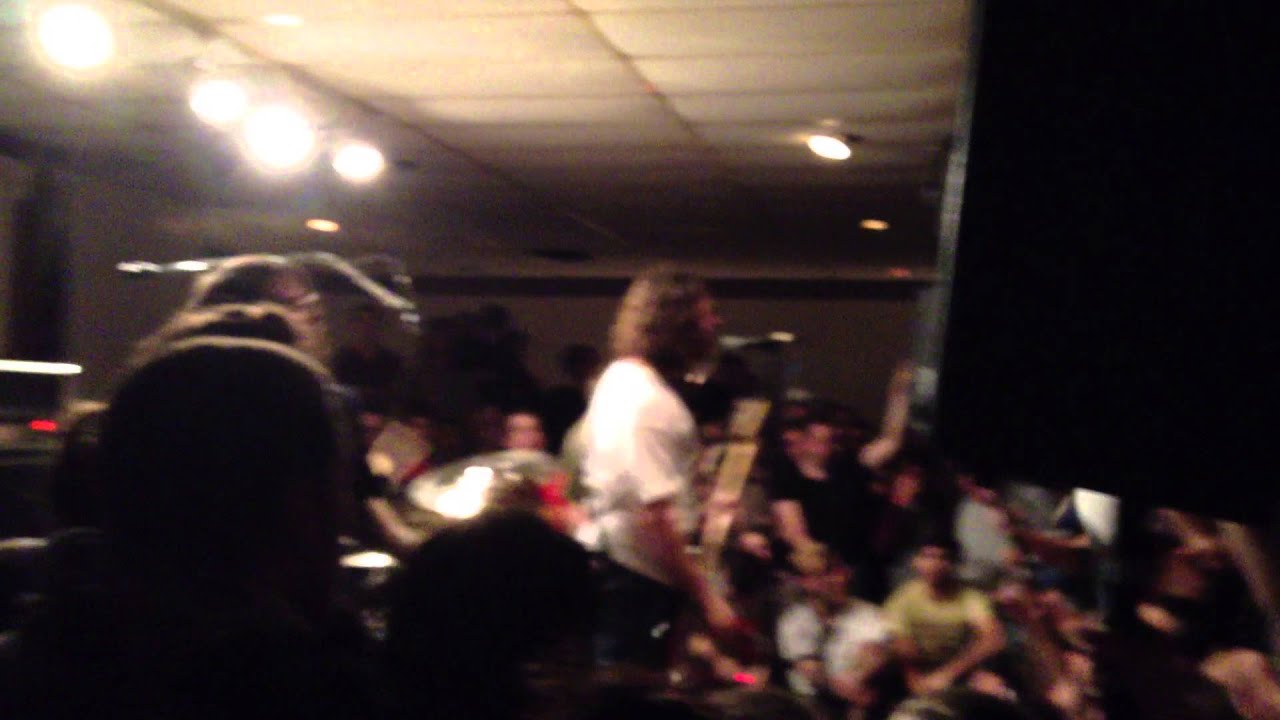 Title Fight - No One Stays At The Top Forever (live at the vfw) - YouTube