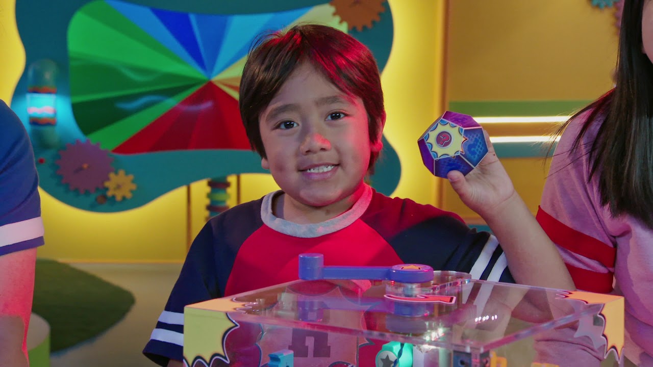 Ryan's Chopping Playdate/Ryan's Skatin' Playdate - YouTube