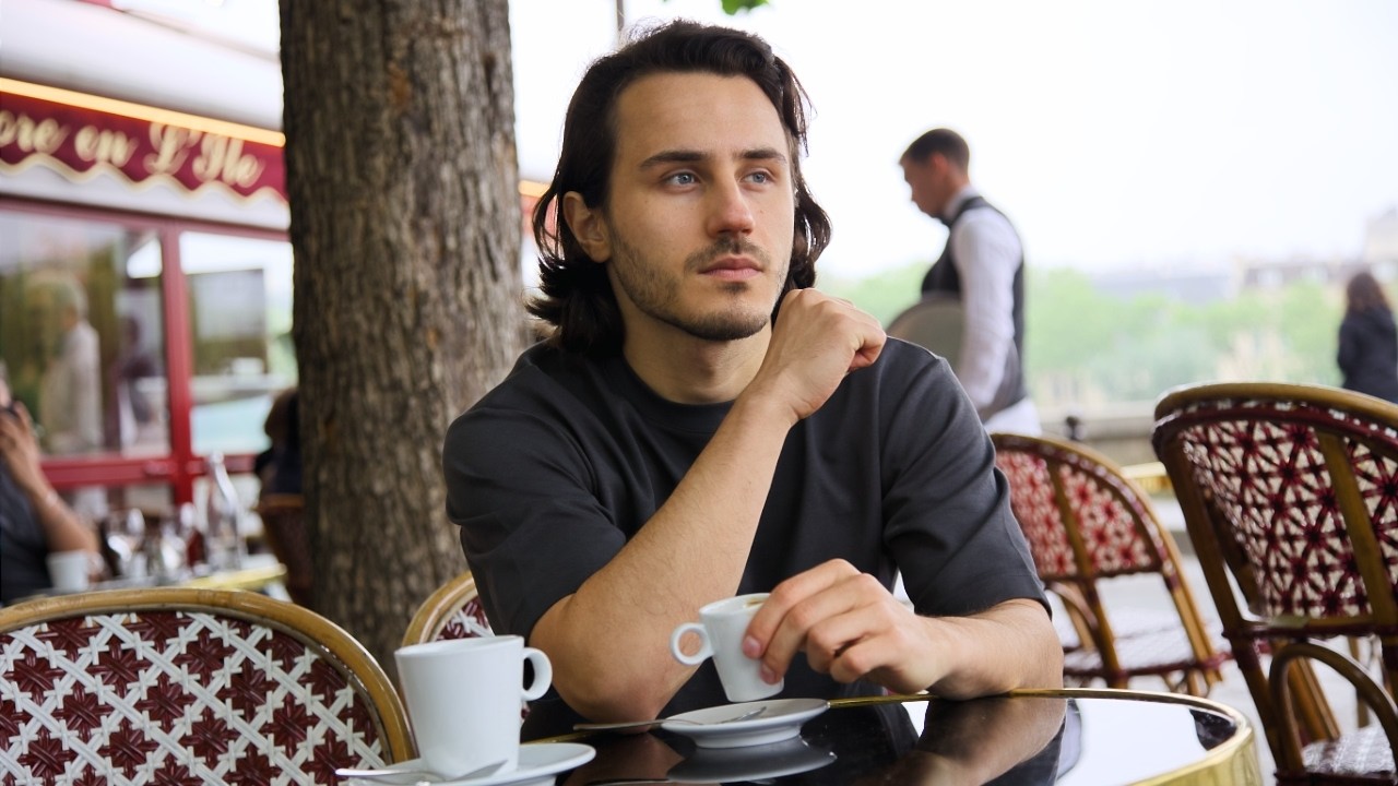 Arthur Lipsky - Je croyais t'connaître (Clip Officiel) - YouTube