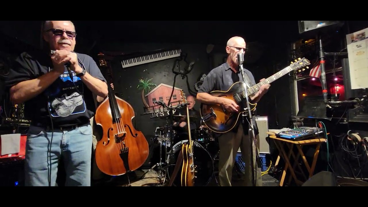 Major Finley's band at Packinghouse - YouTube