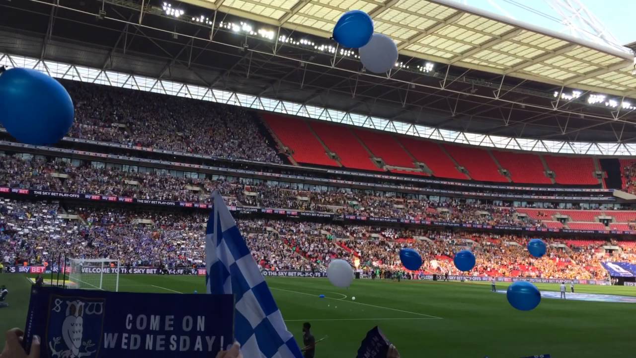 Swfc Players Entrance At Wembley - YouTube