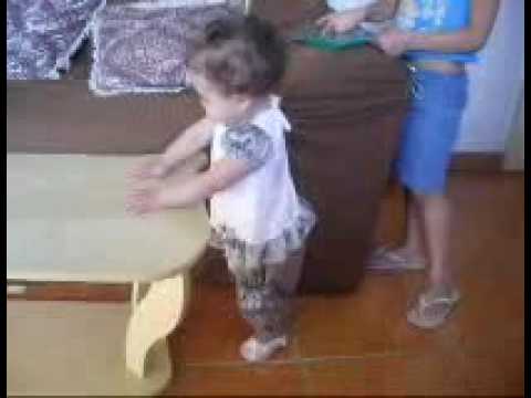 AMANDA DANÇANDO