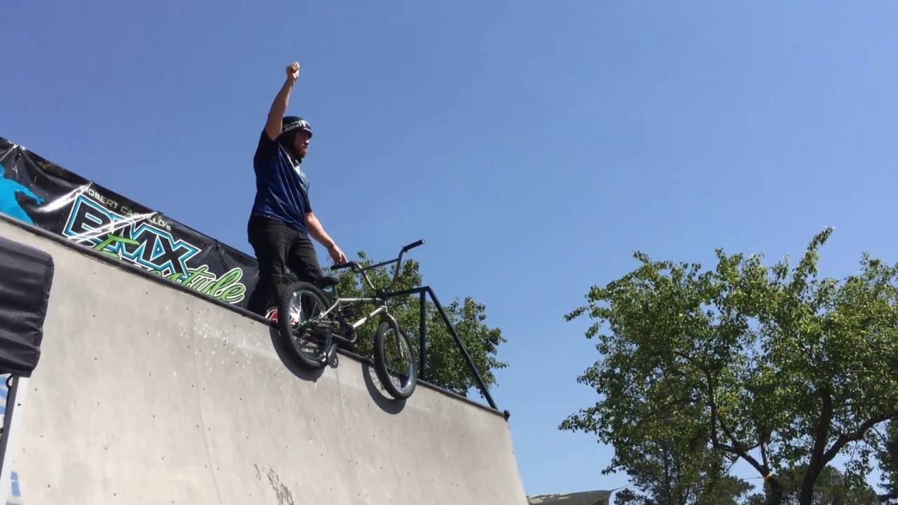 Robert Castillo’s BMX Freestyle Team - YouTube