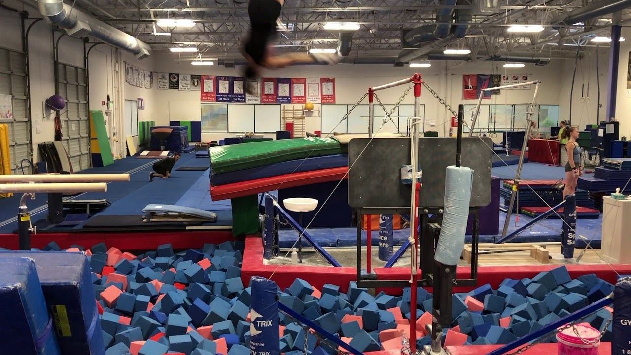 Double Arabian Bars Dismount - YouTube