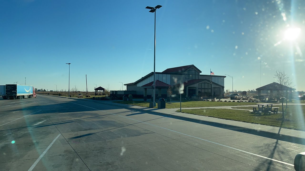 Freight Relocators Live: Des Moines Iowa to Kansas City Missouri - YouTube