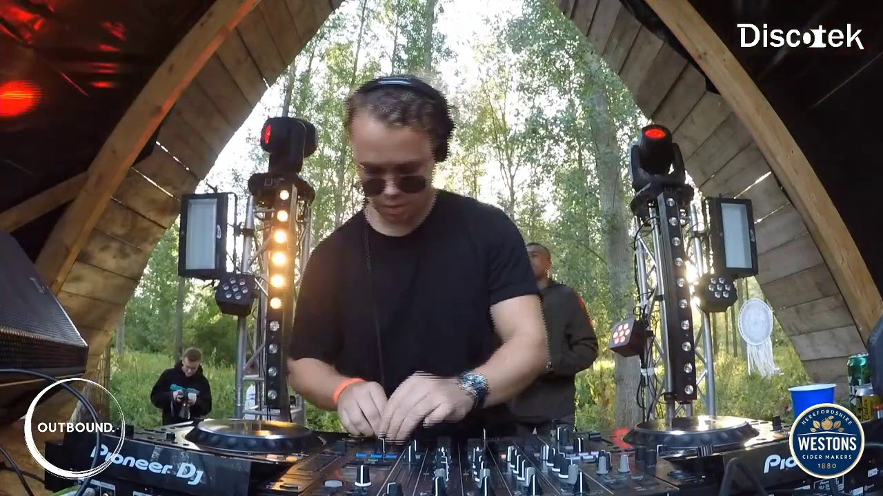 Rossi - 17th August @ Discotek - Into The Woods - YouTube