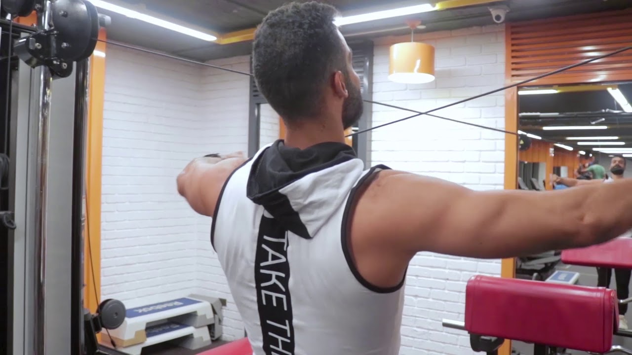 Standing Cross Row - YouTube