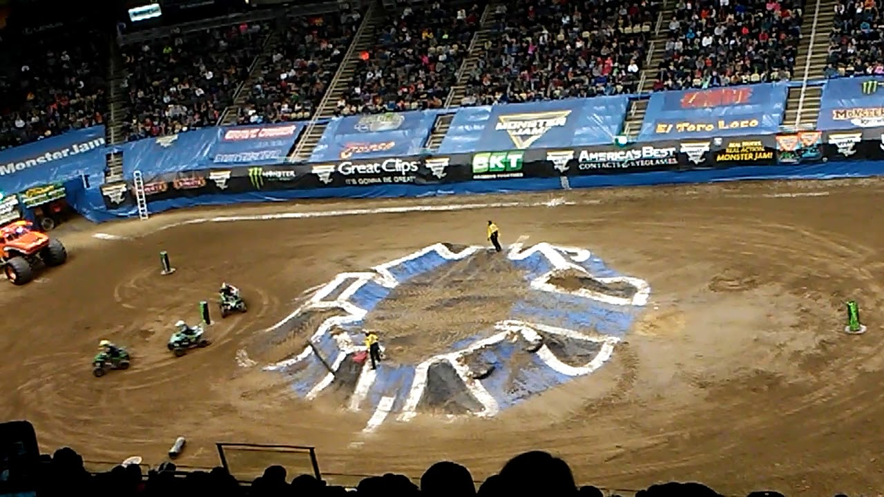 Number 3 of monster jam - YouTube