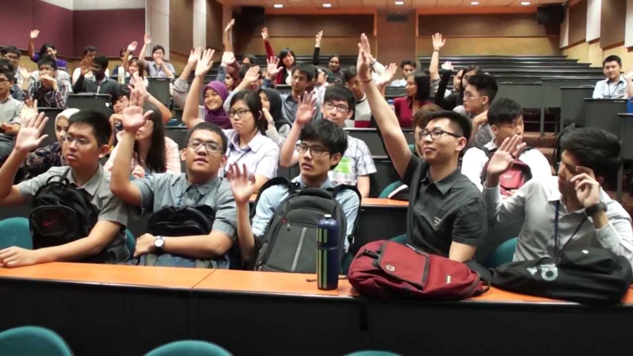APU Student Welcome - August, 2013 Intake - YouTube