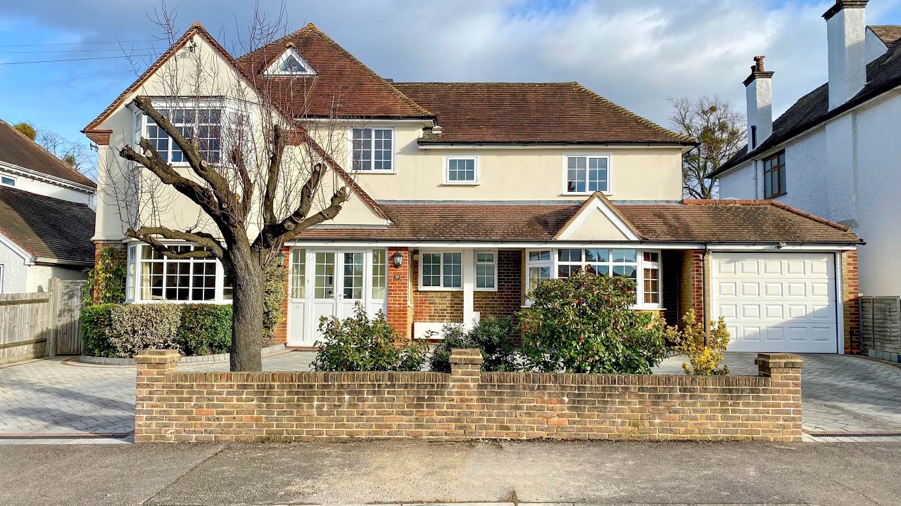 Holland Avenue, Cheam, SM2 - YouTube