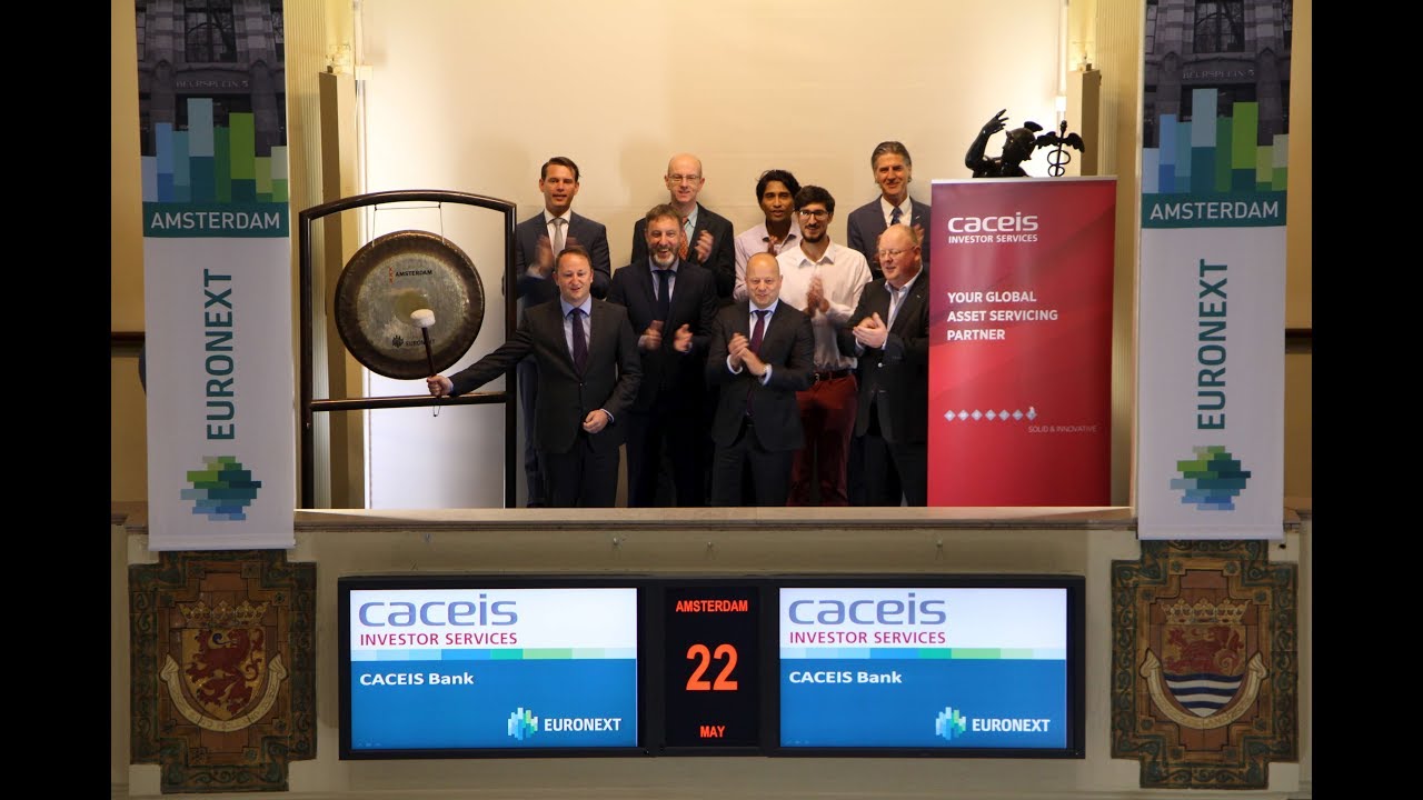 CACEIS Bank viert Innovatie Prijs - YouTube