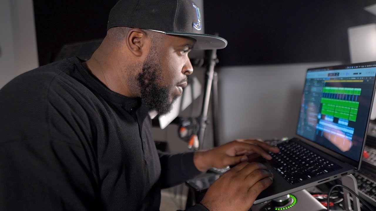 Made a Crazy Beat using Logic Pro and Splice Loops🔥 - YouTube