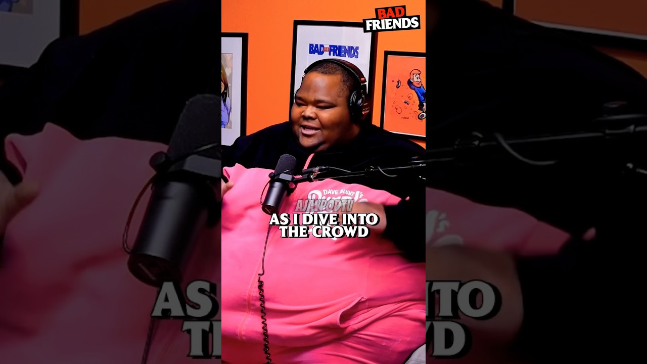 When does Dave blunts need to crowd surf? 😂 #daveblunts #podcast # ...