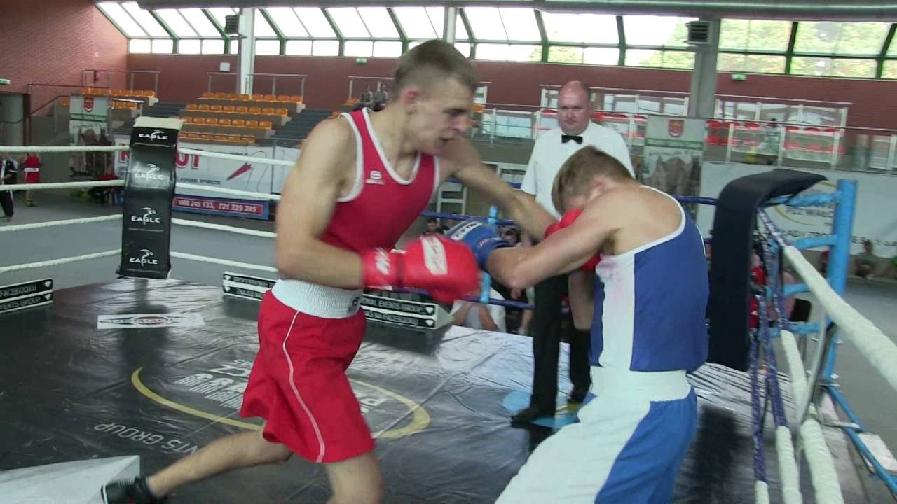 Kamil Urbański vs Oskar Matera (-69kg) - YouTube
