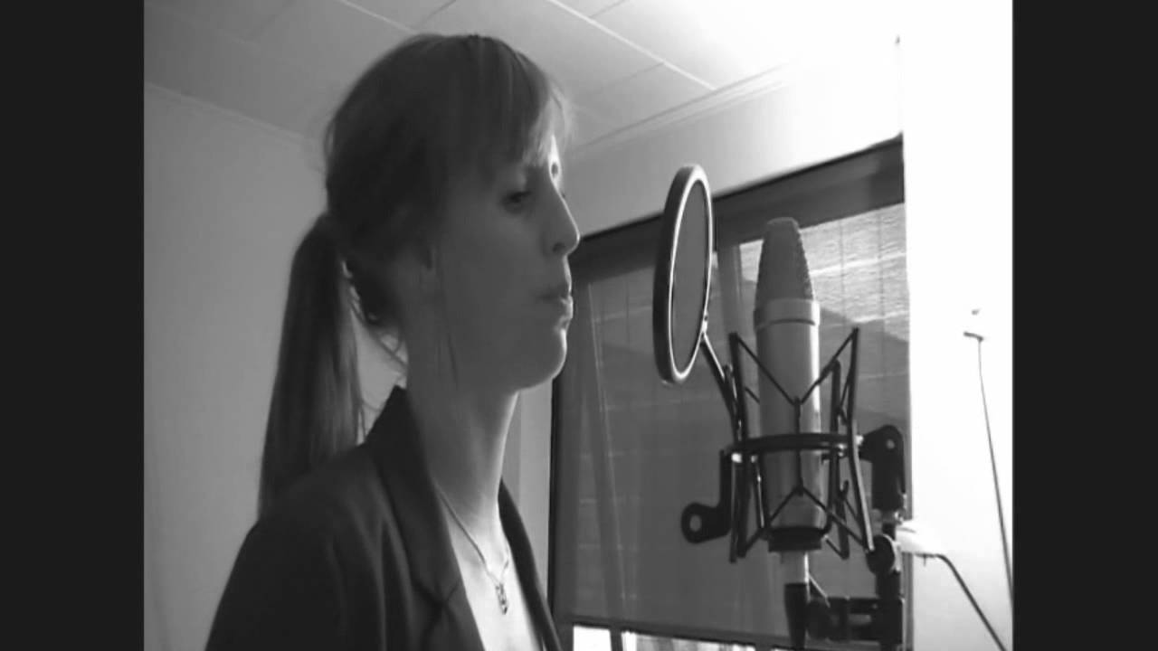 Haley James Scott - Halo cover (Simone Tandberg) - YouTube