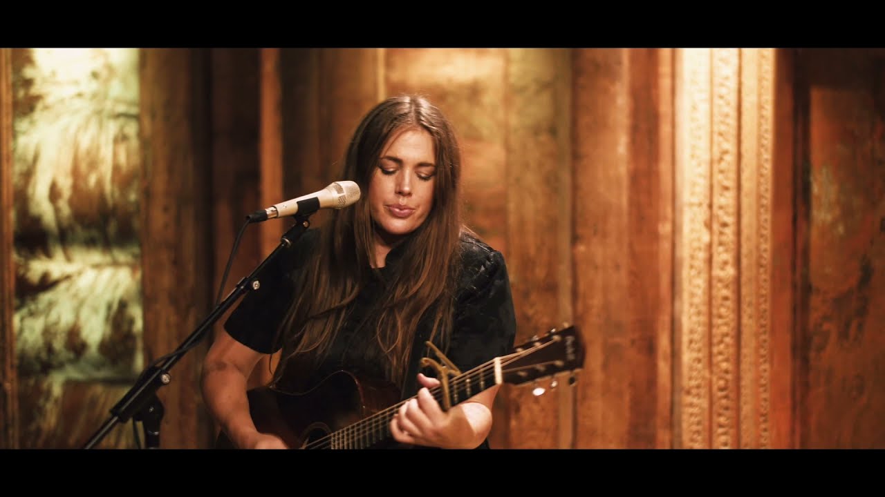 Shannon LaBrie - "Raining Hallelujah" - Live from 20 Front Street ...