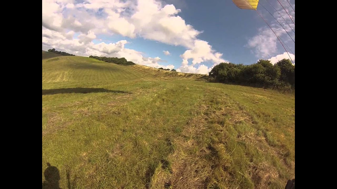 Paul Wyles paragliding. - YouTube