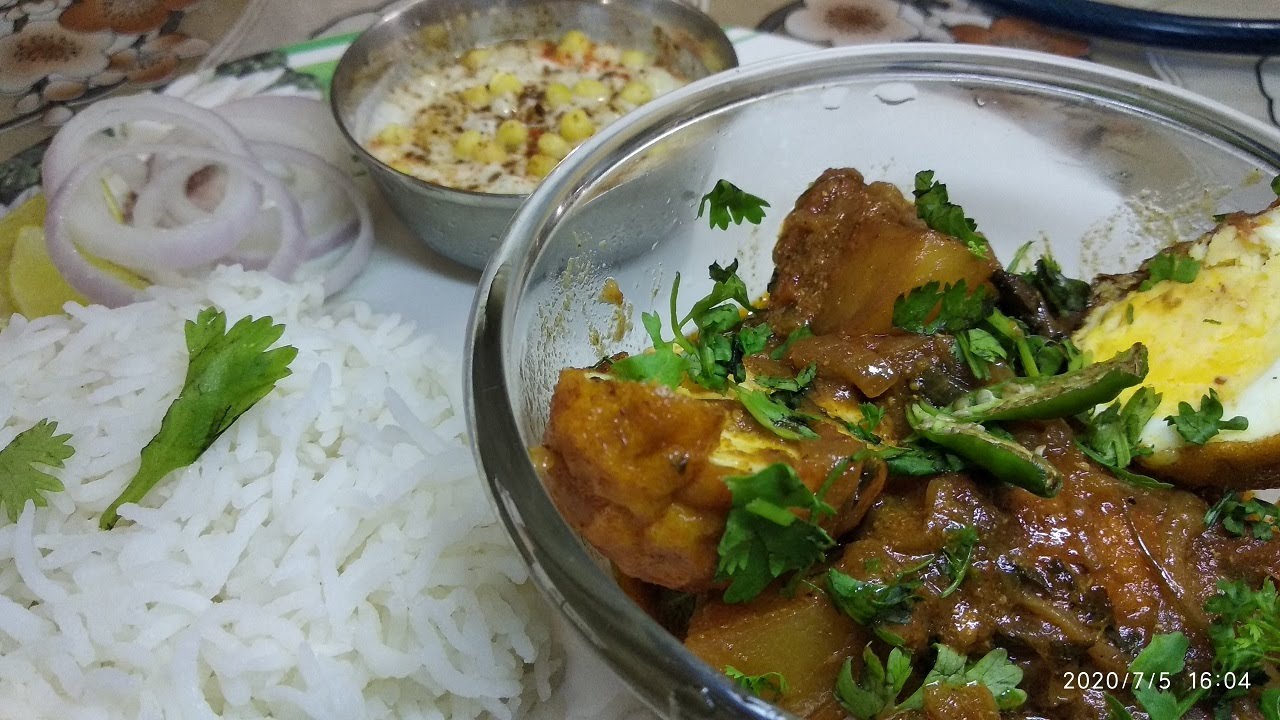 Egg Stew- The Eggetarian Delight - YouTube