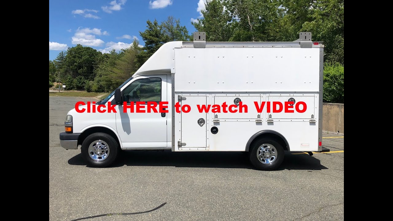 2004 Chevrolet Express 3500 Hi Cube Utility Van 6.0L Vortec Gas - YouTube