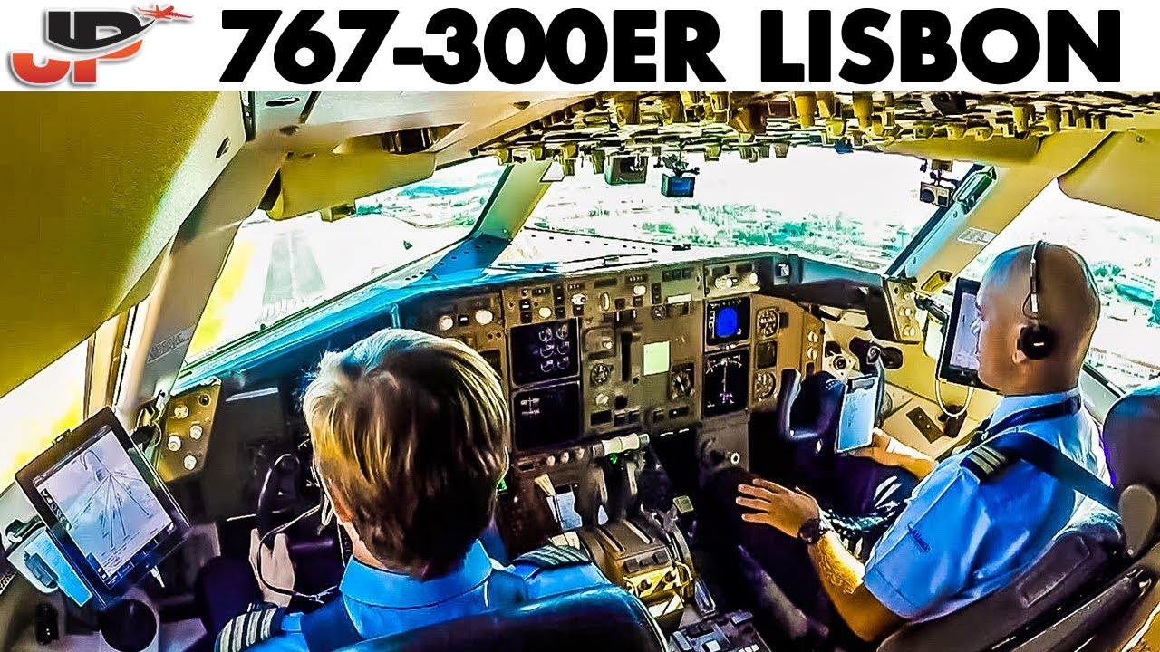 Boeing 767 300 Cockpit