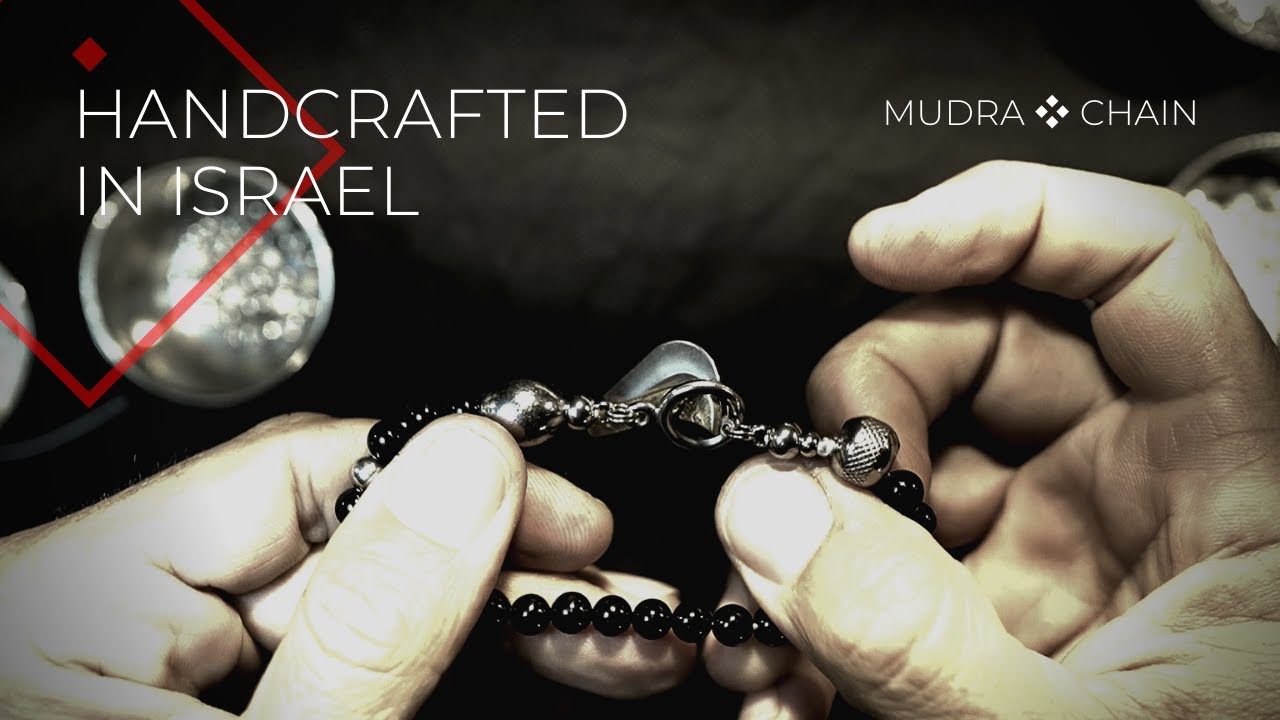 Hand Making The SIKH BRACELET by MUDRA CHAIN - YouTube