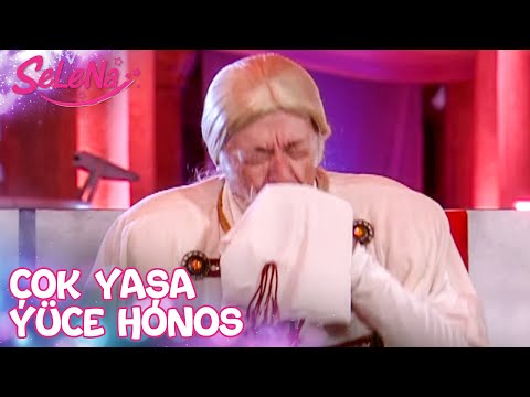 Yüce Honos hapşırık hastalığına yakalandı - Selena