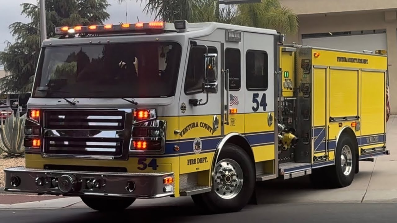 *AIRHORN* Ventura County Fire Department Engine 54 ( E54 ) Responding ...