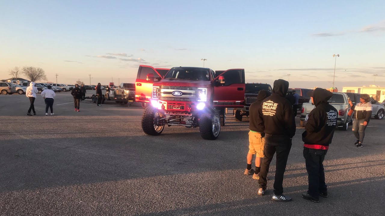 One The Cleanest Jacked Up Matte Wrap F250 On The Streets And Lambo and ...