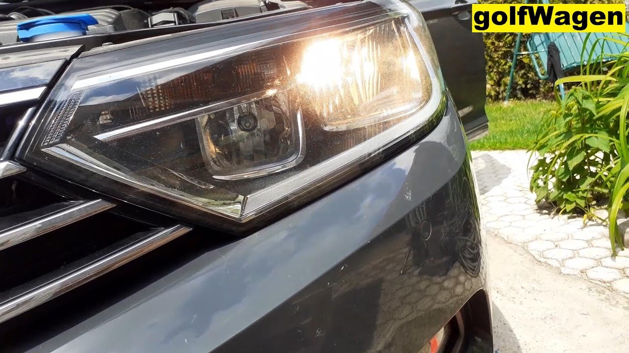 VW Passat B8 headlight bulb change - YouTube