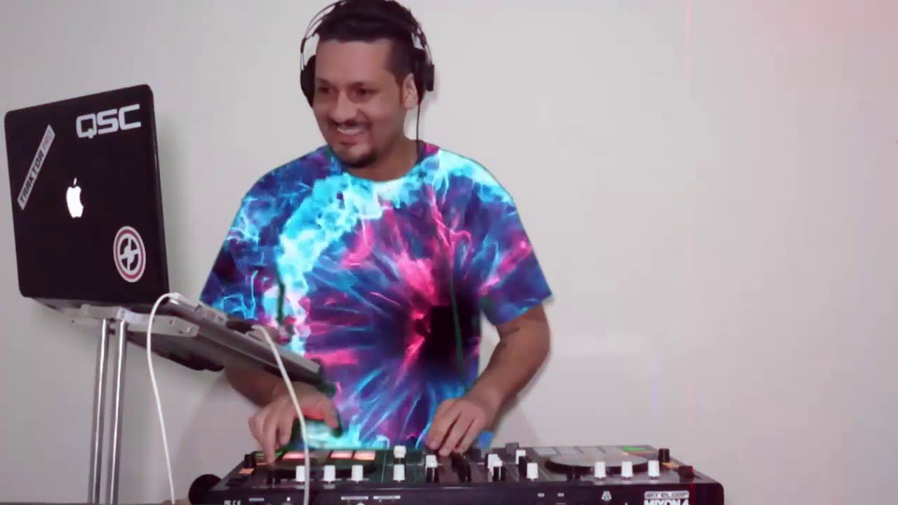 CUARENTENA SESSIONS VOL 4. (Invitado Especial Dj karl Bustos) - YouTube