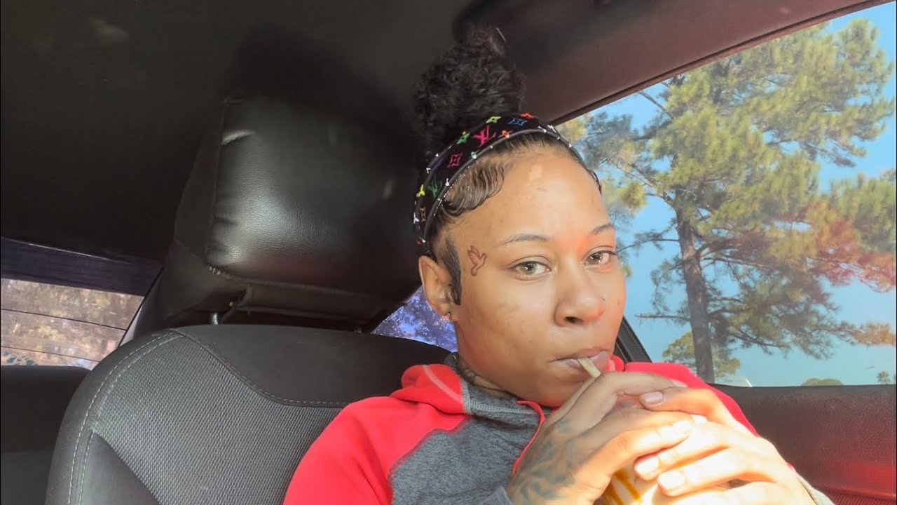 Babykia New GF wants To Beef🤦🏽‍♀️😭 - YouTube