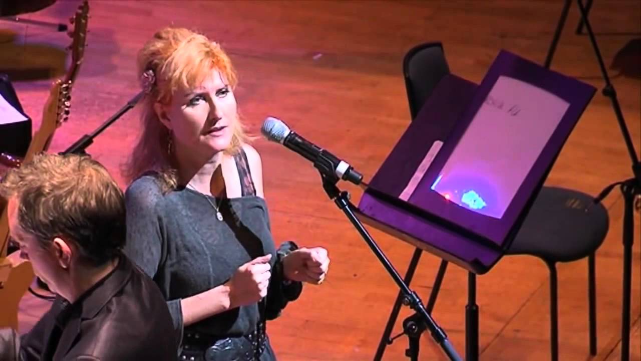 Eddi Reader (RTÉ Concert Orchestra) - Galileo Someone Like You - YouTube