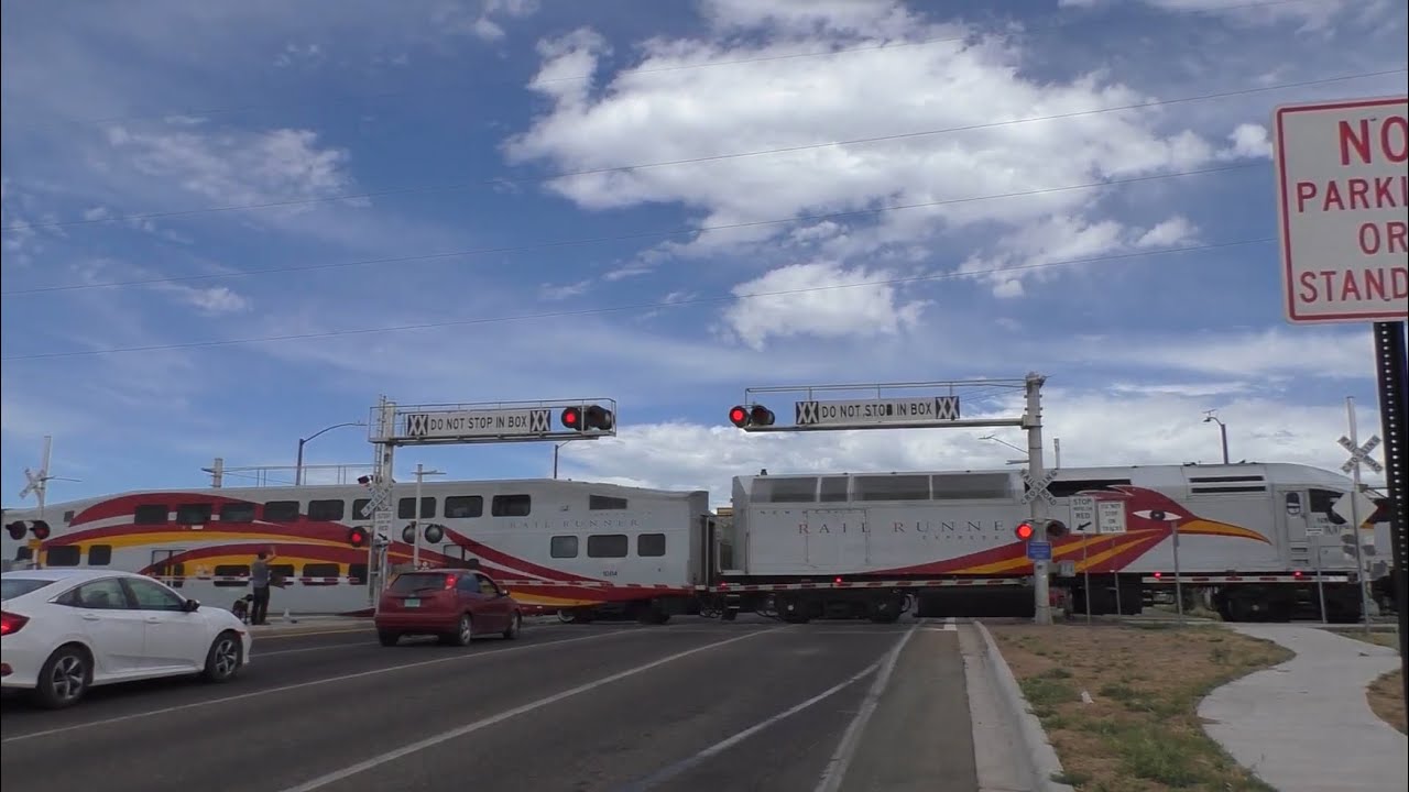 Zia Road Railroad Crossing, Santa Fe, NM - YouTube