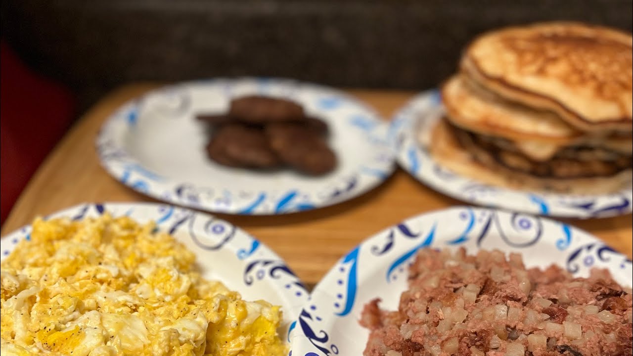Friday Morning Breakfast/Pancakes - YouTube